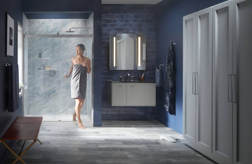 Walk In Showers in Green Bay, WI | Mad City Windows
